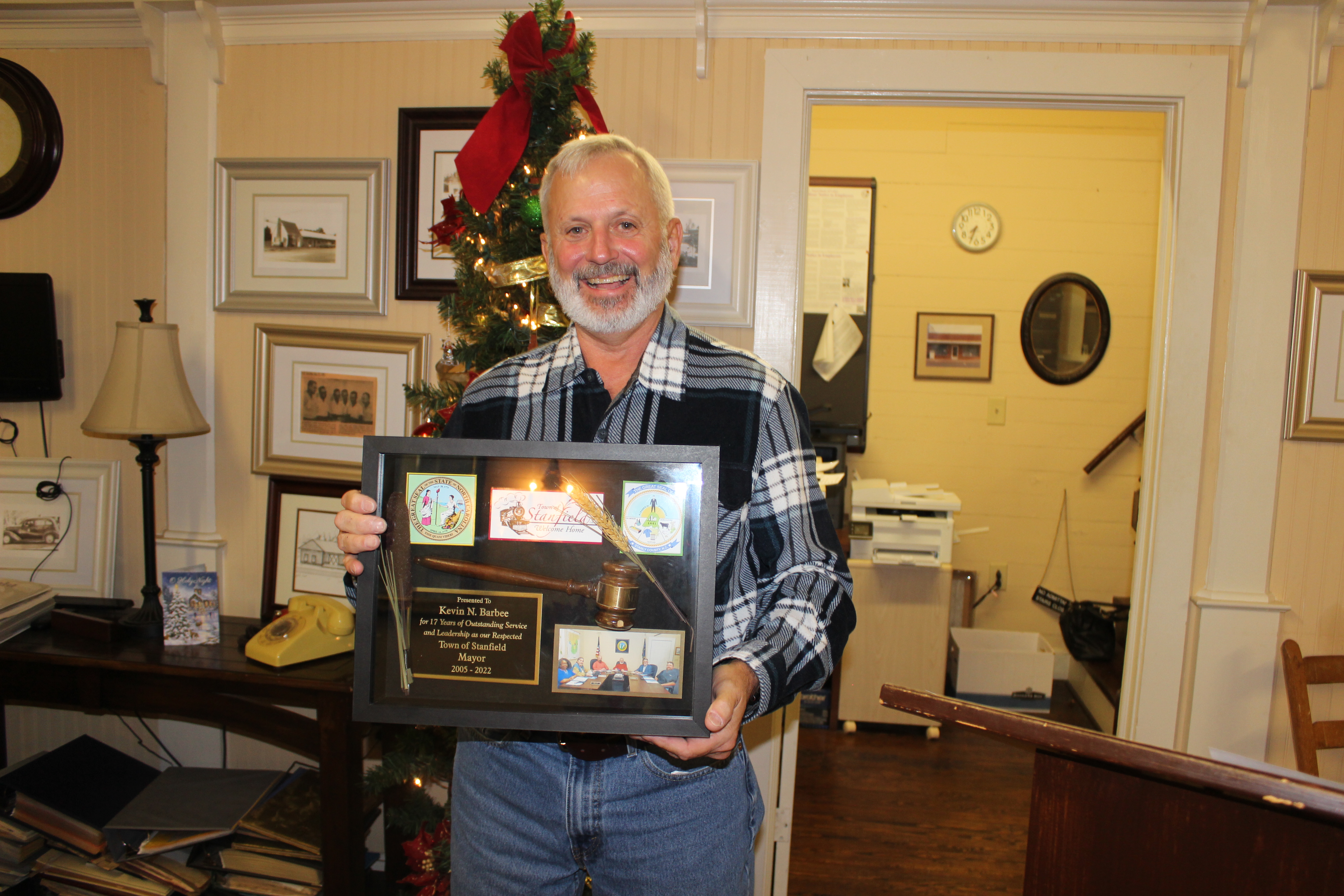 After 17 years of service, Barbee leaves Stanfield mayor post | The ...